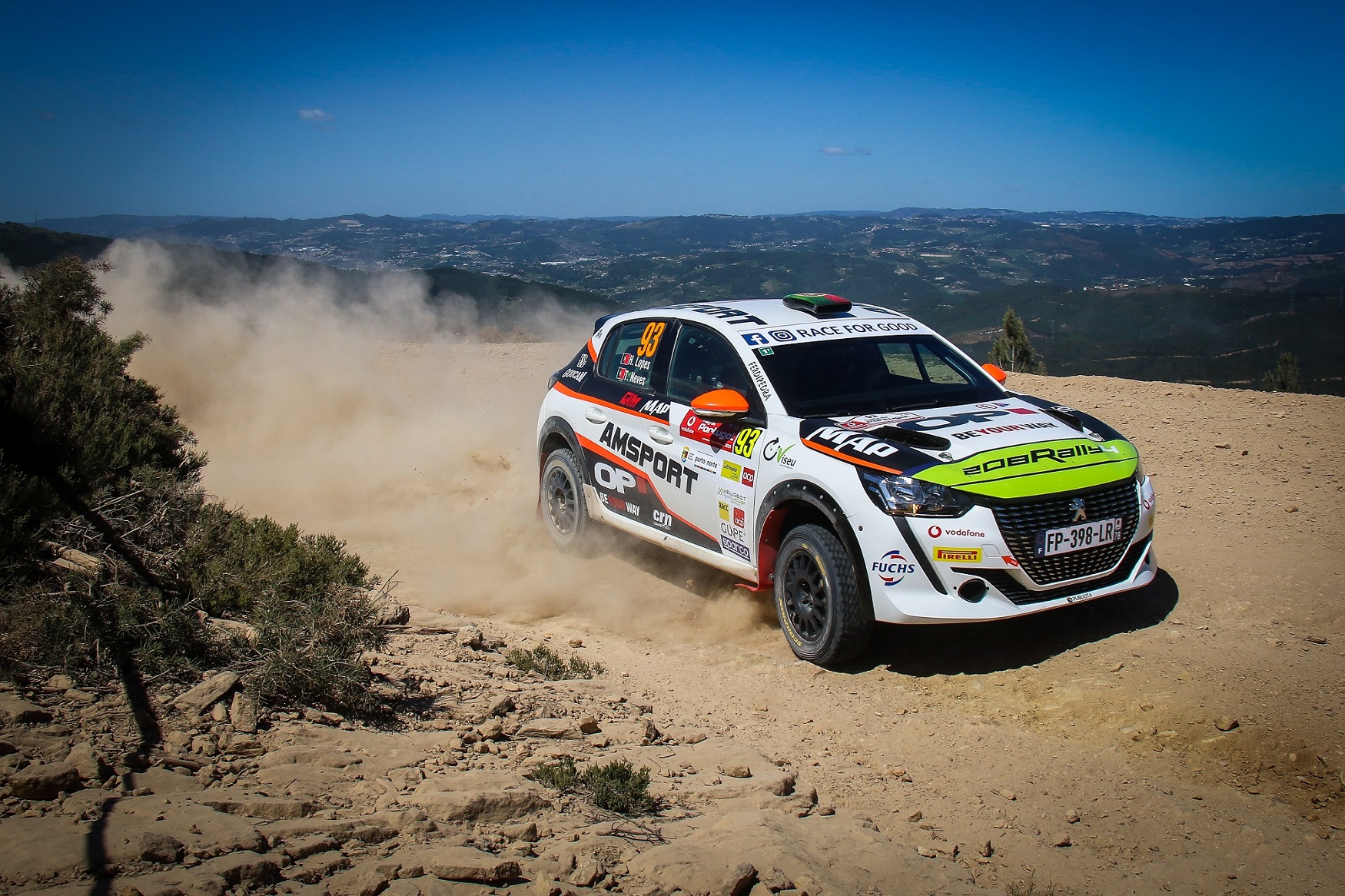 DOZE EQUIPAS NA ESTREIA DA PEUGEOT RALLY CUP PORTUGAL 2024 - Peugeot ...